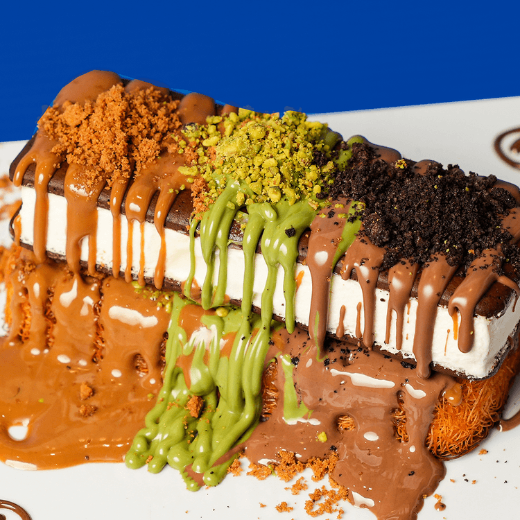 Laza Dessert Cafe - Premium Middle Eastern Desserts & Drinks